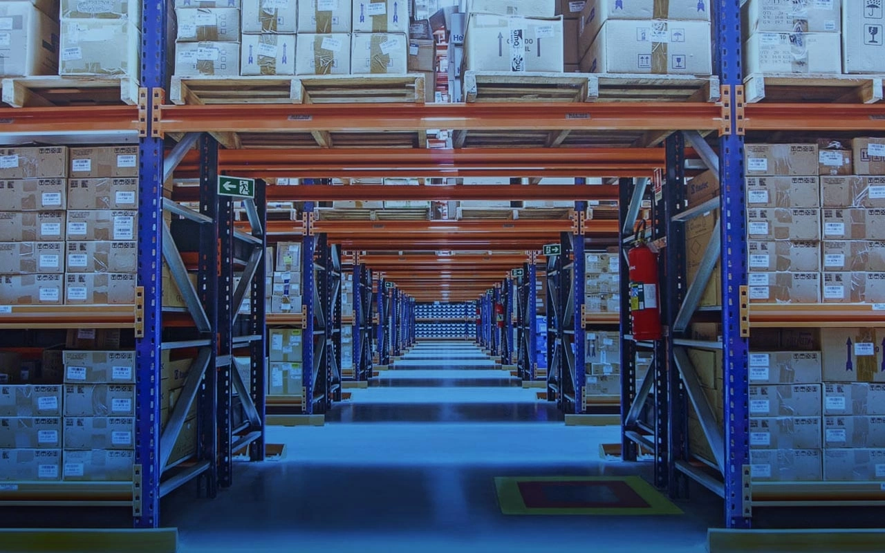 Stages of the storage process: stocking - Bertolini Storage Systems